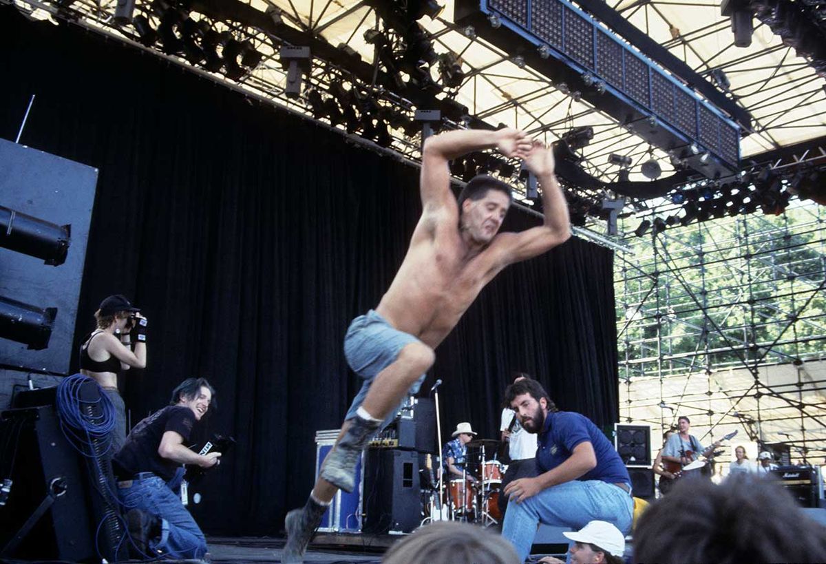 The 15 best photos from the first Lollapalooza festival in 1991 | Louder