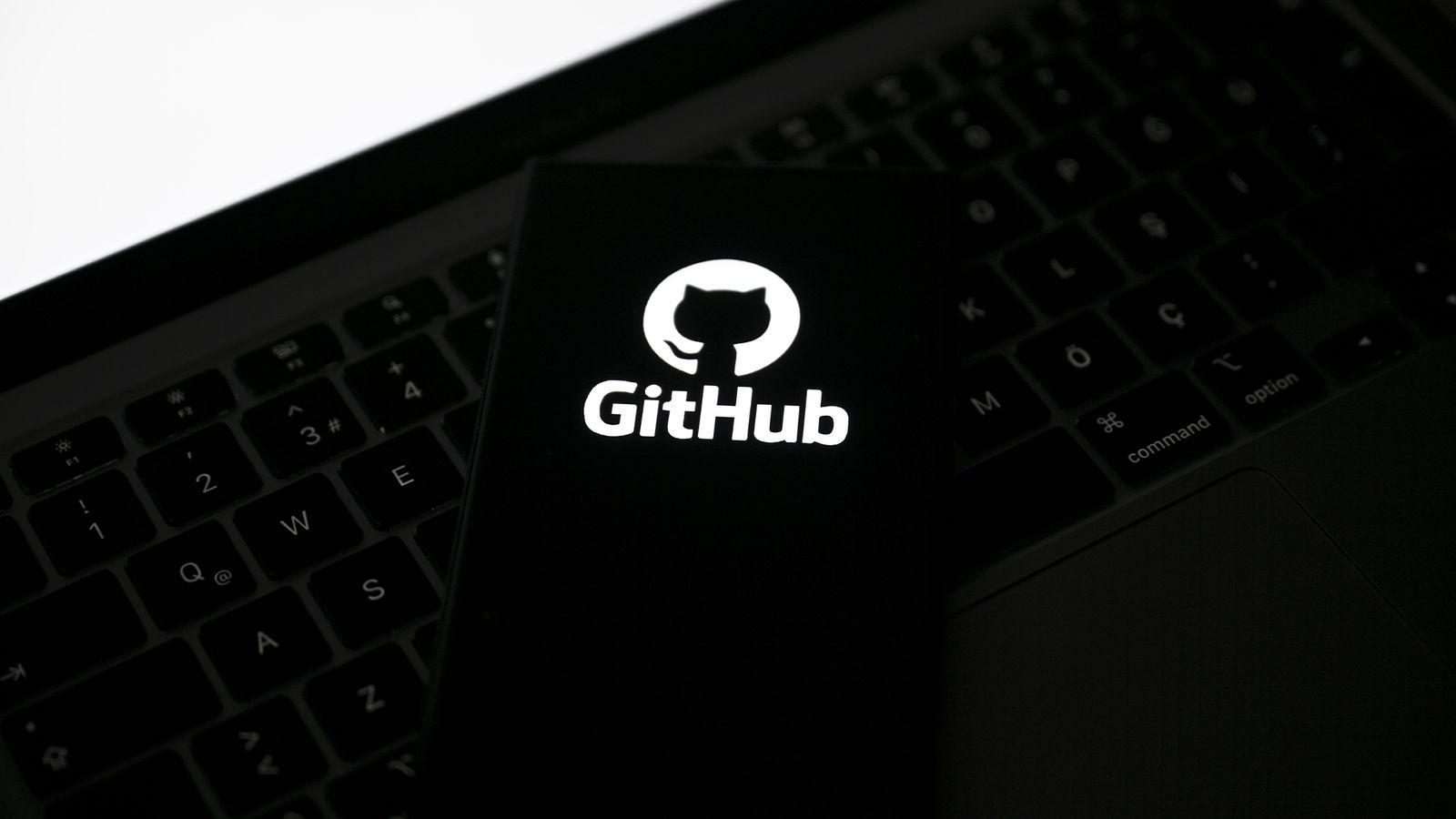 Nearly a million devices were infected in a huge GitHub malvertising campaign | IT Pro