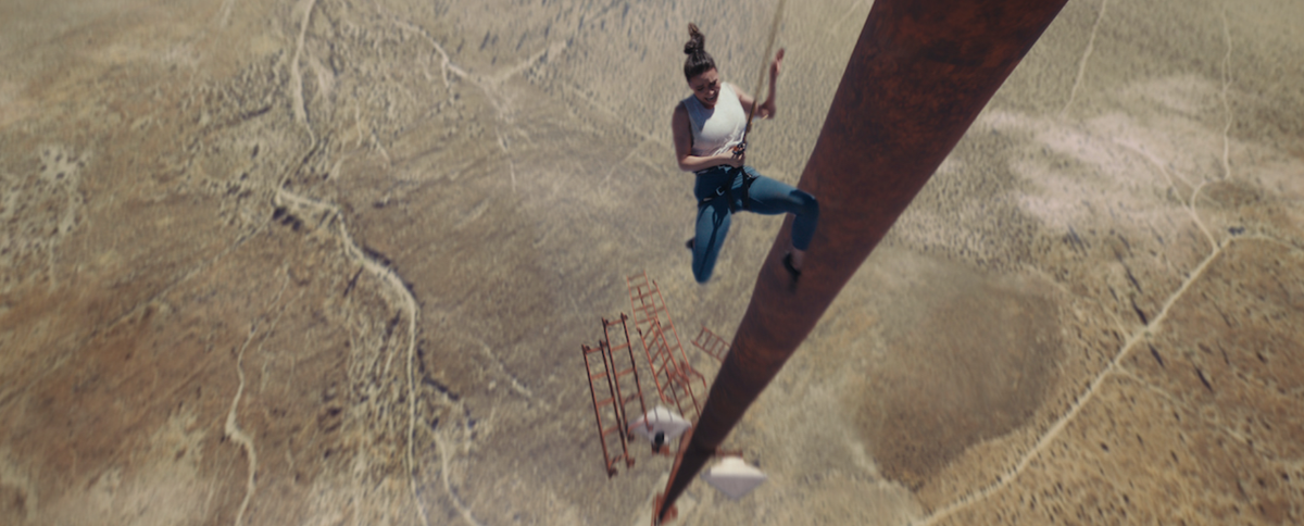 Fall review: survival movie takes horror to new heights | What to Watch