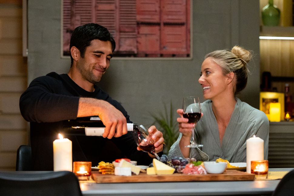 Home and Away spoilers Tane Parata future with Felicity | What to Watch