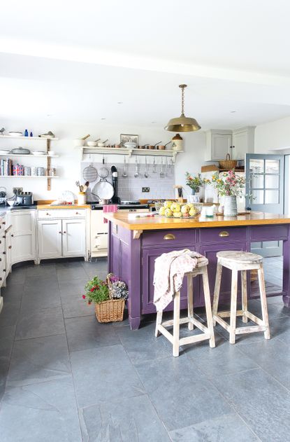 Traditional white kitchen ideas: 12 timeless period spaces | Homes ...