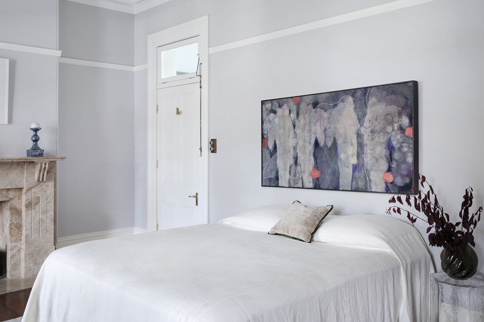Are colored bed sheets tacky? Designers settle the debate | Livingetc
