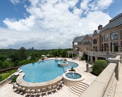 Tour Tyler Perry's house – The most expensive property in Georgia ...