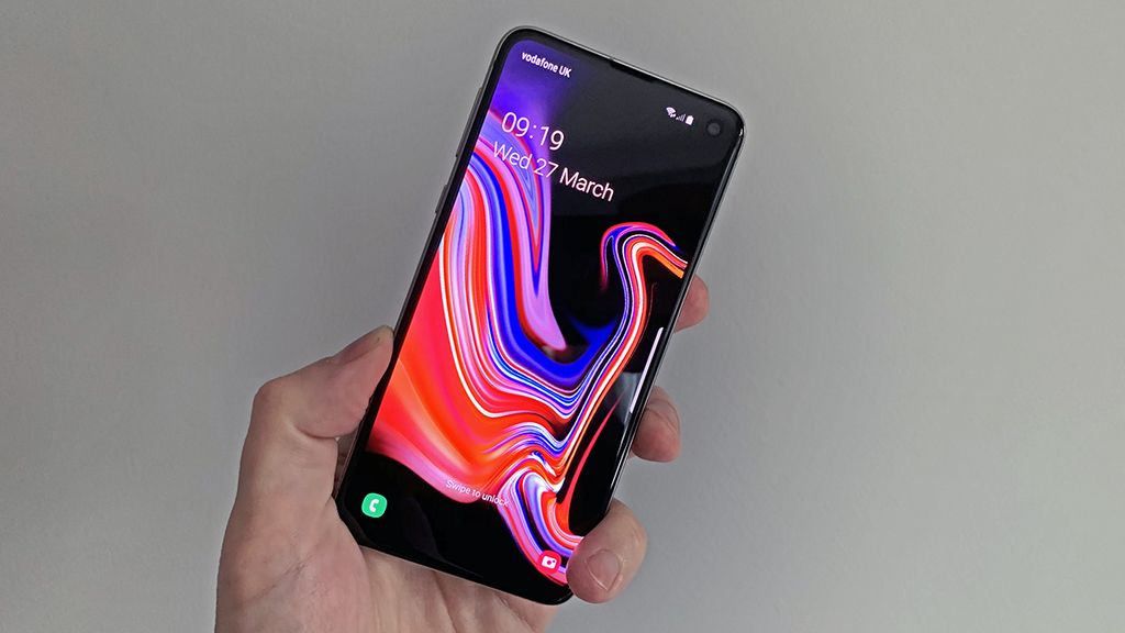 Samsung Galaxy S10e review: Samsung's pocket superstar impresses in ...
