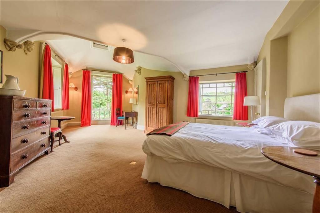 A 'chocolate-box' cottage built by the Lake District's great architect ...