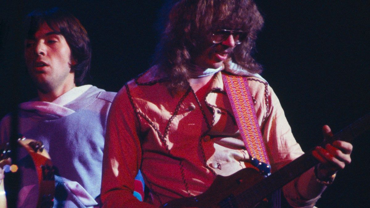 Steve Hunter on playing with Alice Cooper, Peter Gabriel and Aerosmith ...