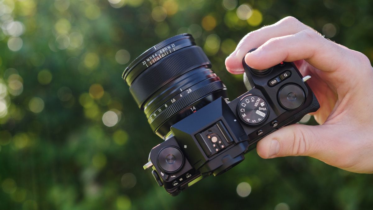 Watch the Fujifilm X-Summit 2023: live announcement of X-S20 and XF8mm ...