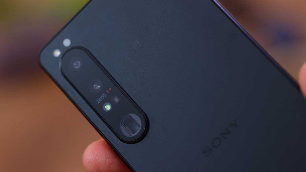 Sony Xperia 1 IV review | Digital Camera World