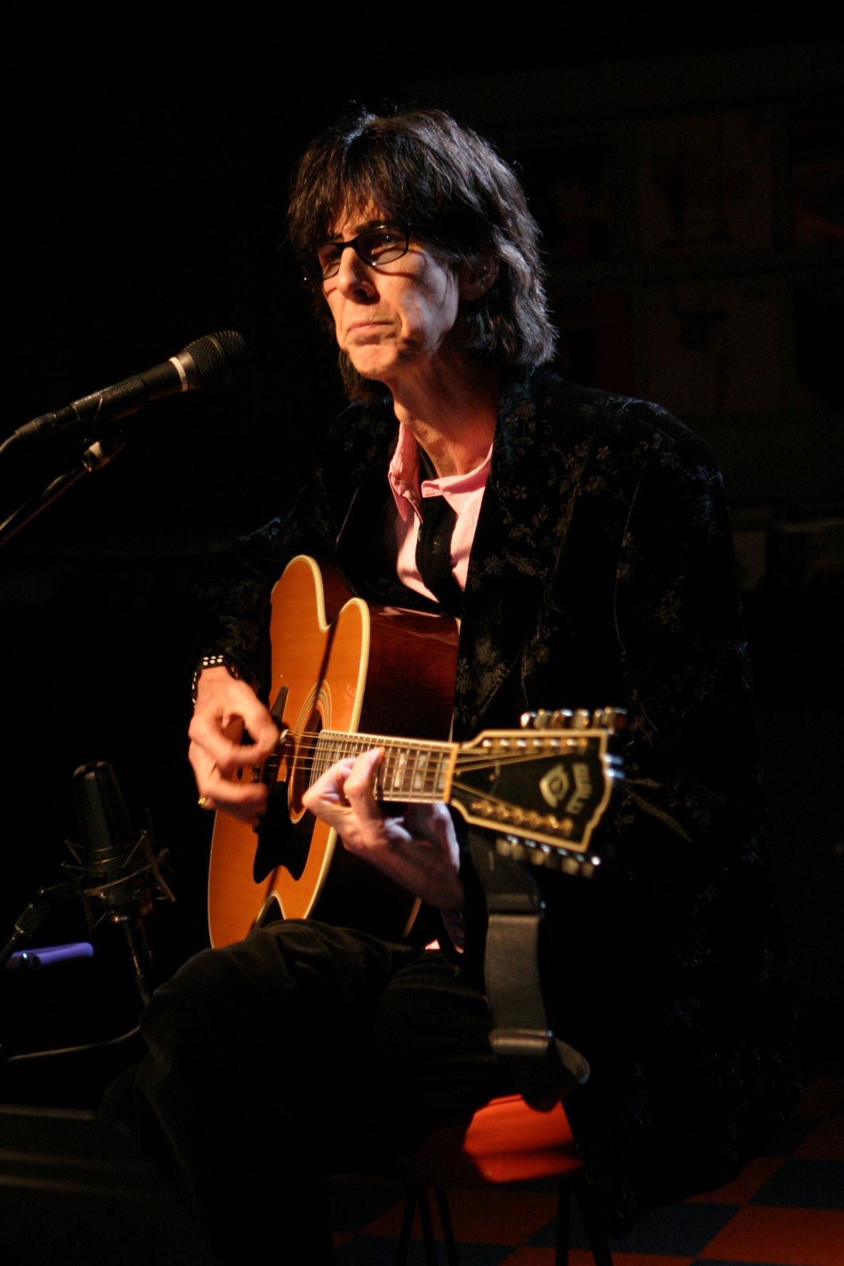 Watch Ric Ocasek’s Inspiring Solo Acoustic “Drive” Performance ...