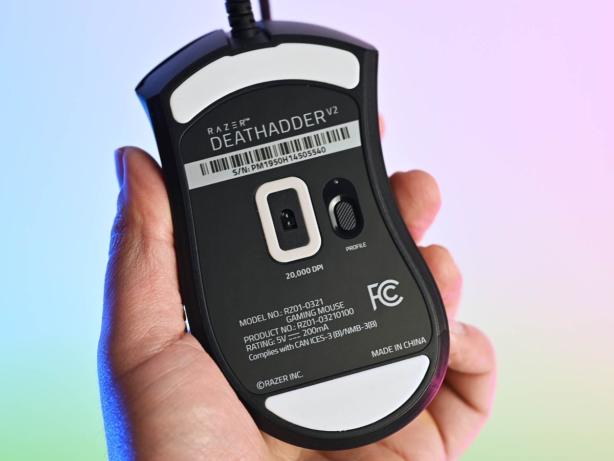 Razer DeathAdder V2 review: The upgrade we've all been waiting for ...