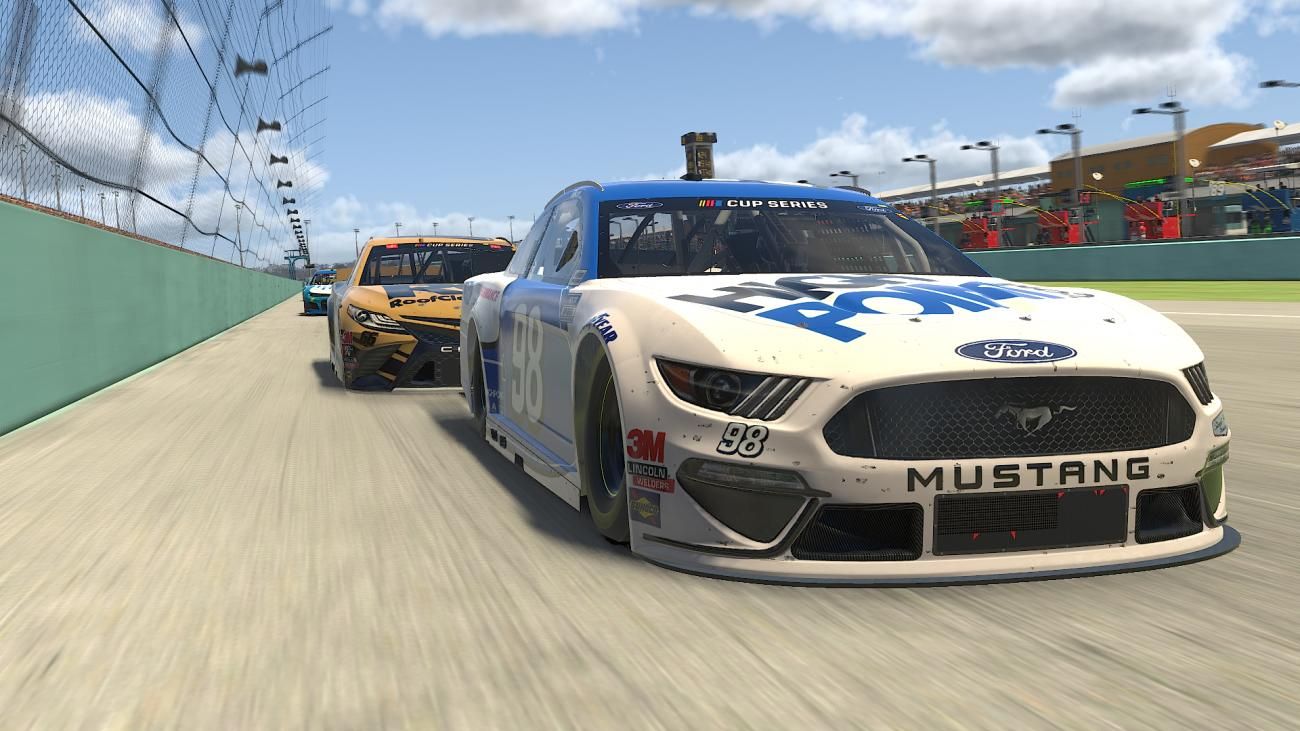 iRACING eSports livestream: Watch today Fox, FS1 and Fox Sports App ...