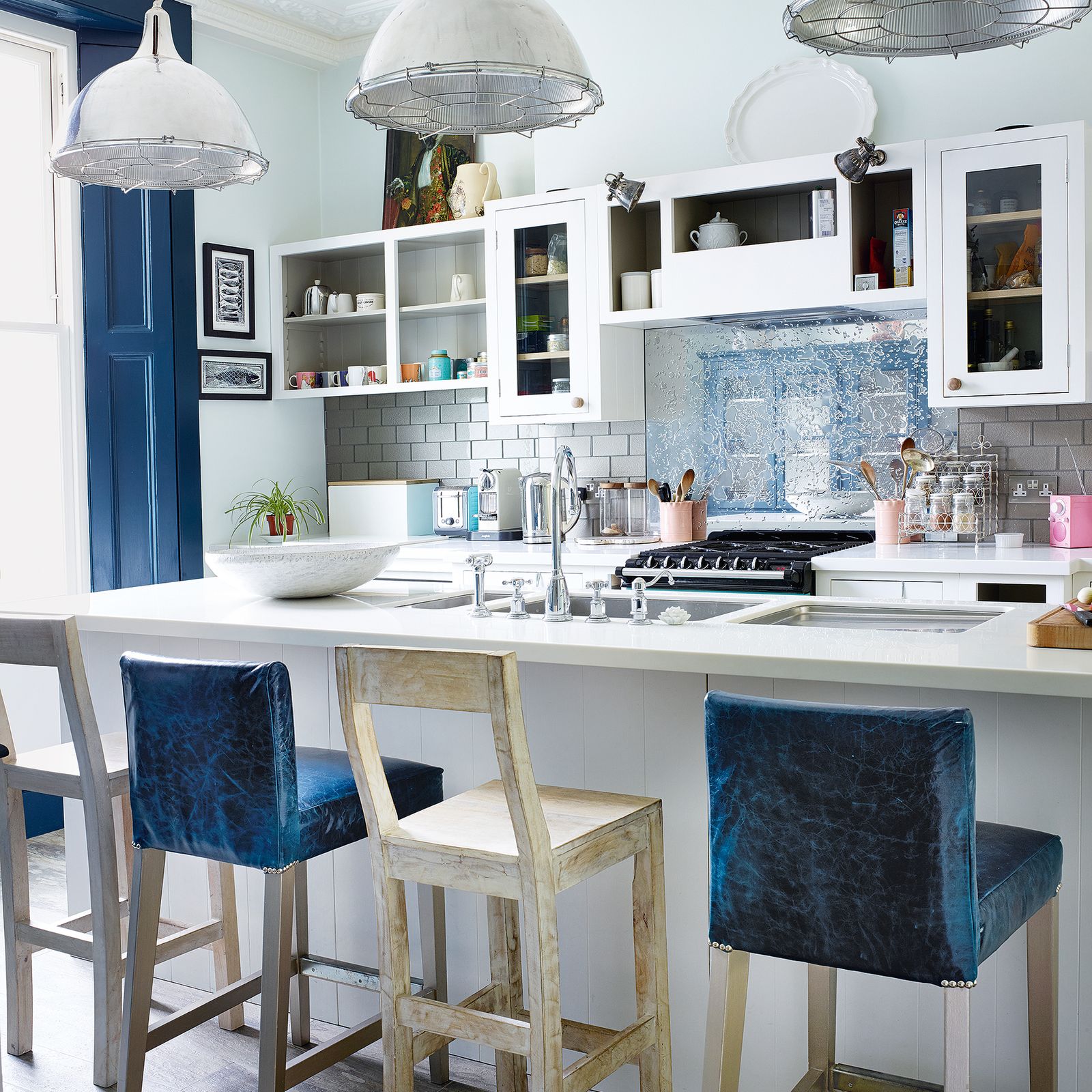 Breakfast bar ideas to make your kitchen more flexible | Ideal Home