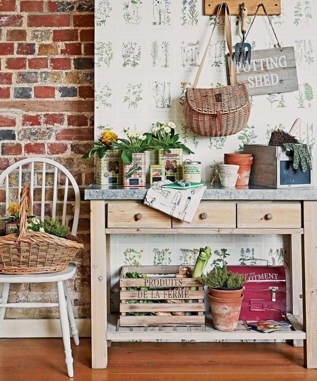 Backyard storage ideas: 10 ways to keep a garden organized | Homes and ...