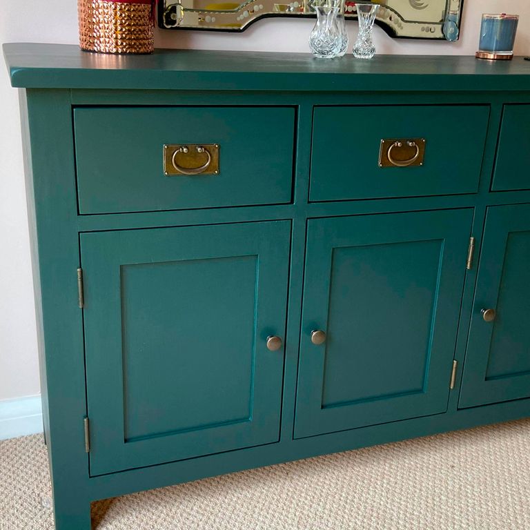 Homeowner's DIY painted oak furniture is an inspirational upcycling ...
