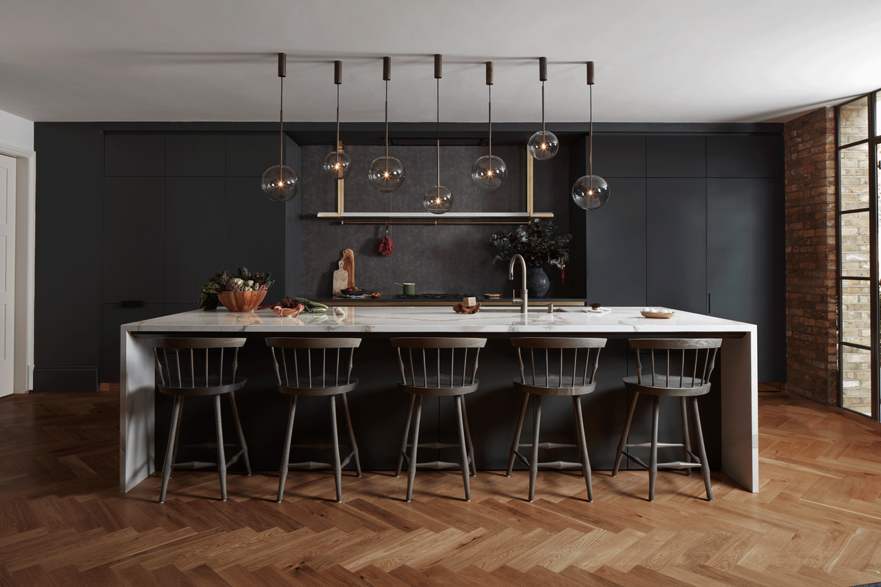Black kitchen pictures and trend: 5 images that could turn you to the ...