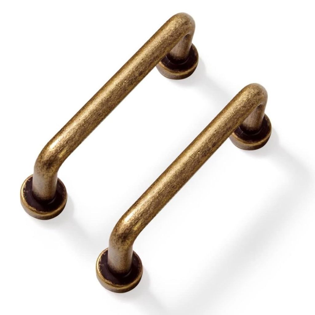 I Asked Designers The Best Shape for Kitchen Drawer Handle | Livingetc