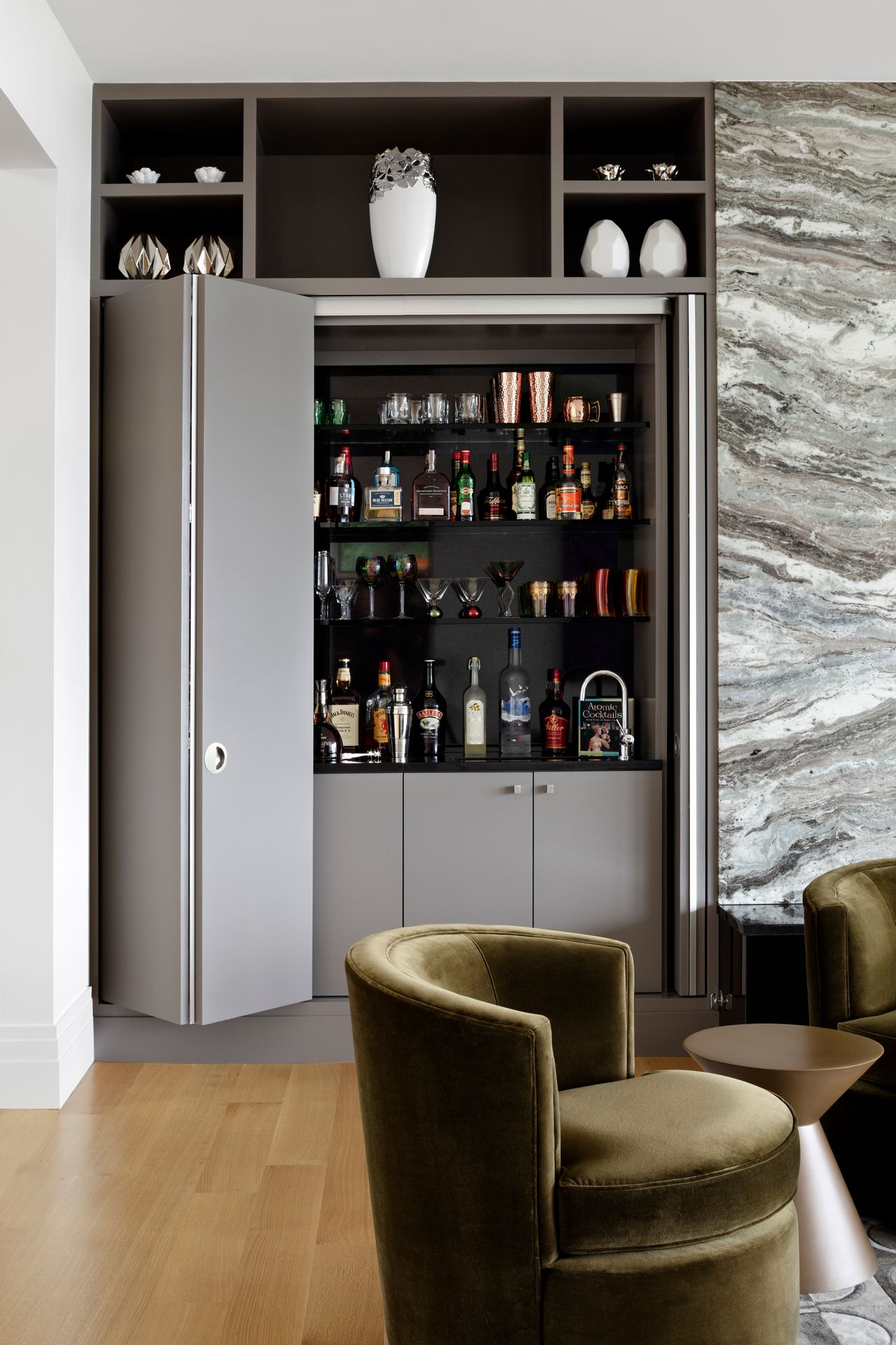 Home Bar Ideas — 17 Set-Ups That Serve Some Serious Style | Livingetc