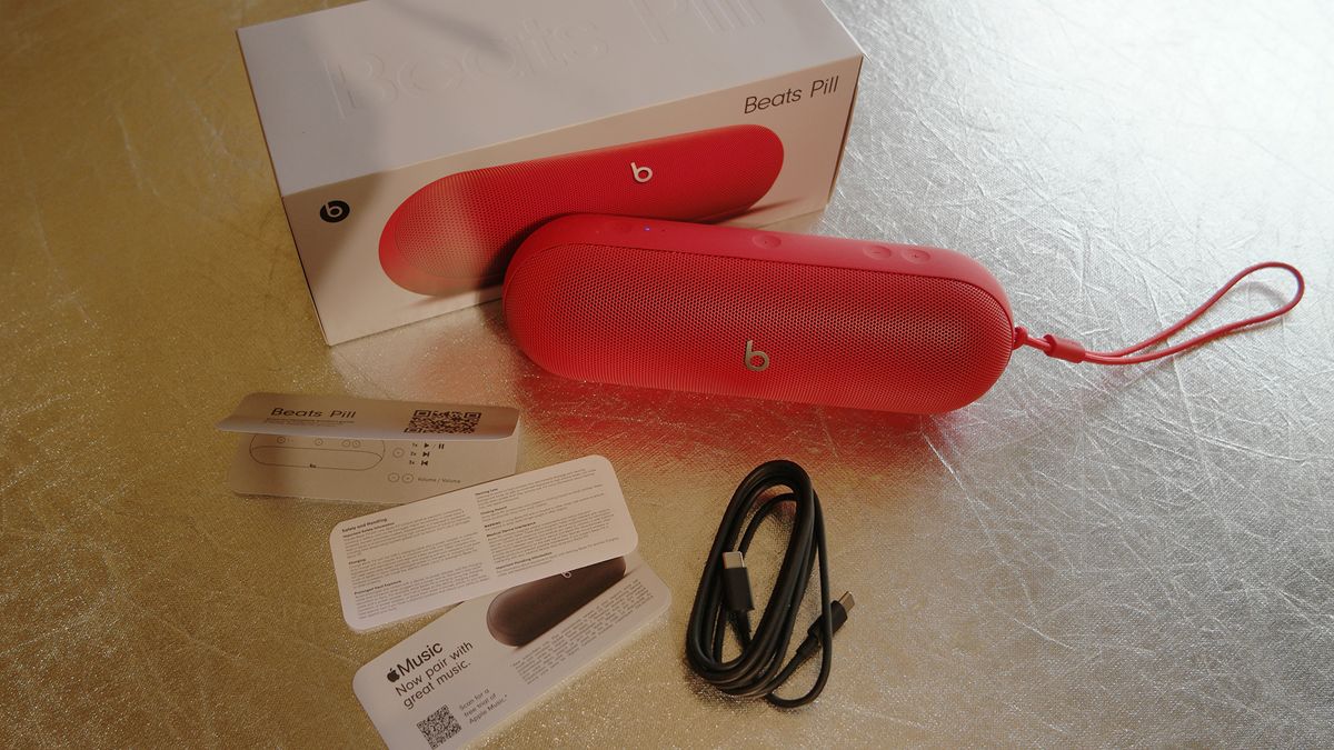 Beats Pill review: The musical multivitamin that cures audio ailments ...