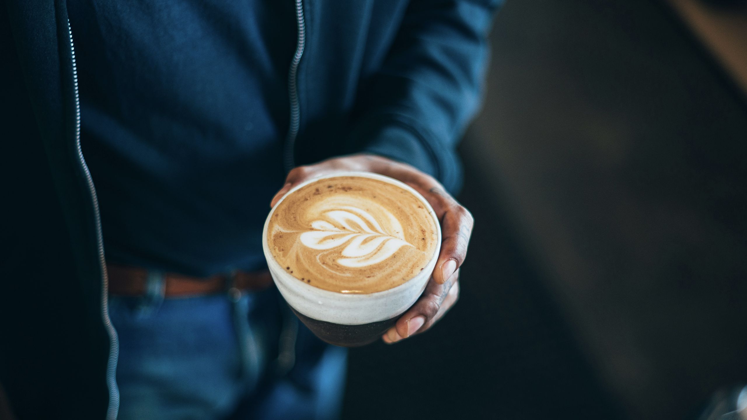 Coffee expert reveals how to make latte art at home with 3 simple ...