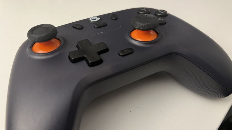 GameSir Nova Lite controller review | PC Gamer