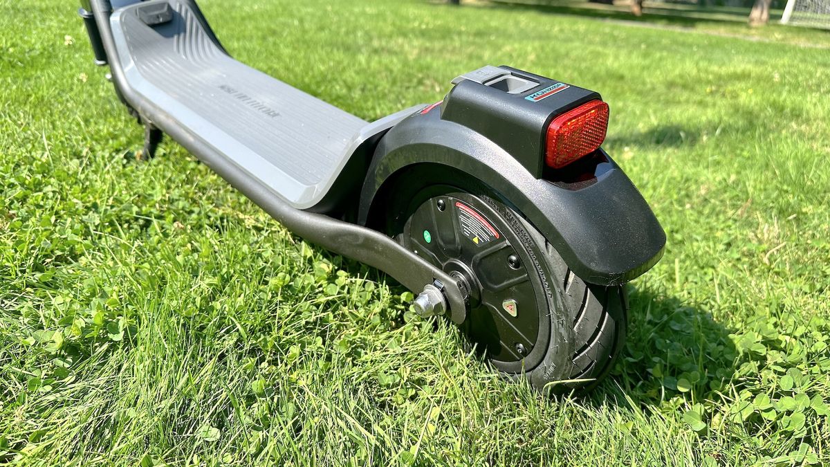 NIU KQi 100P review: The best cheap electric scooter | Tom's Guide