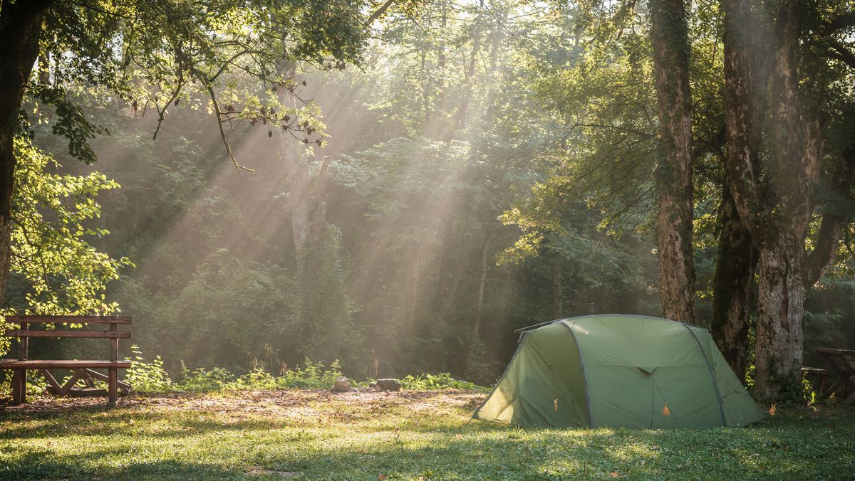 How to blackout a tent: tips & tricks to ensure a sound sleep | Advnture
