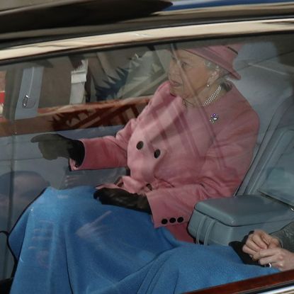 An Ode to Queen Elizabeth's Blankets Through the Years | Marie Claire