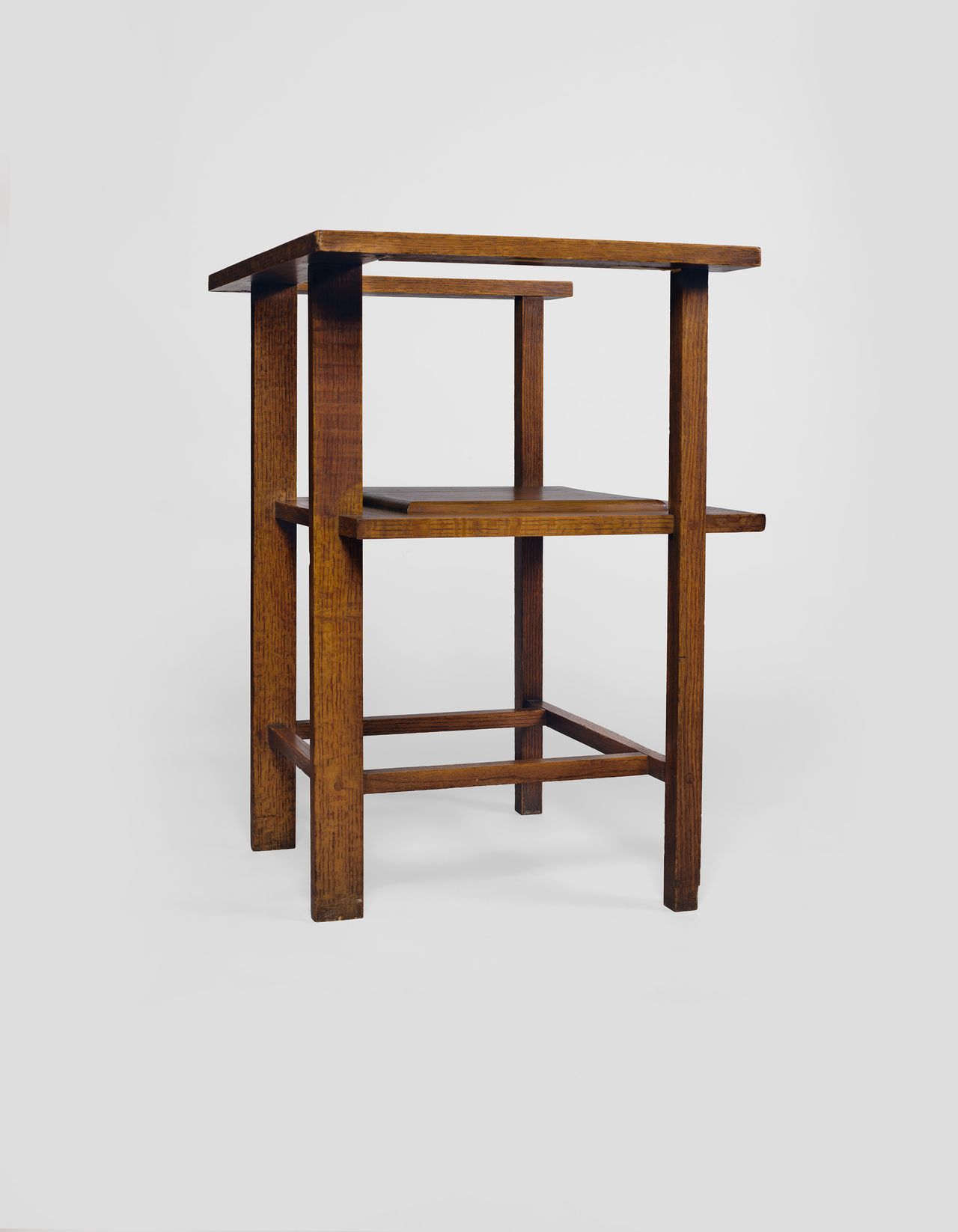Frank Lloyd Wright's chair designs take the hot seat at the Museum of ...
