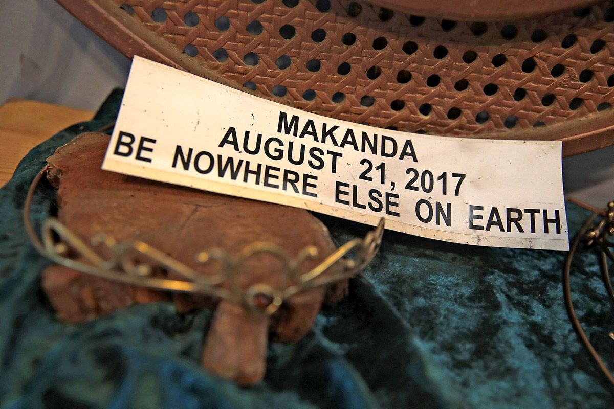 Photos: Coolest 2017 Solar Eclipse Signs and Celebrations | Space