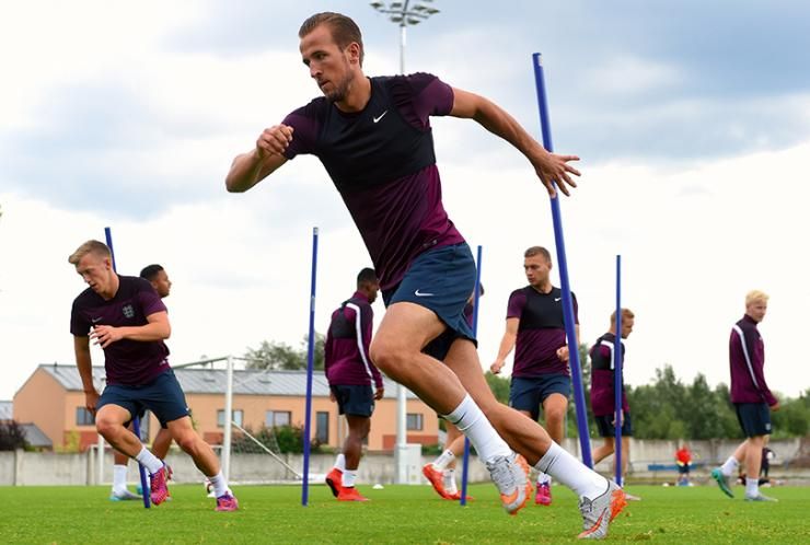 How Harry Kane improved his speed | FourFourTwo