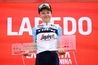 La Vuelta Femenina: Realini surges in two-up sprint over Van Vleuten to ...