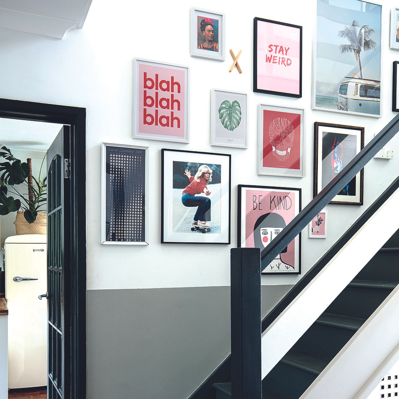 How to hang pictures on a wall simply and safely | Ideal Home