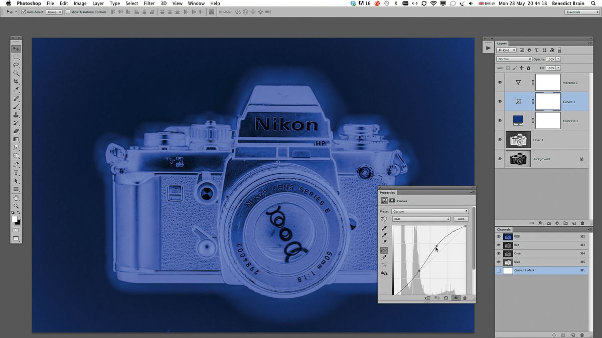 Create X-ray photographs with this cool Photoshop trick | Digital ...