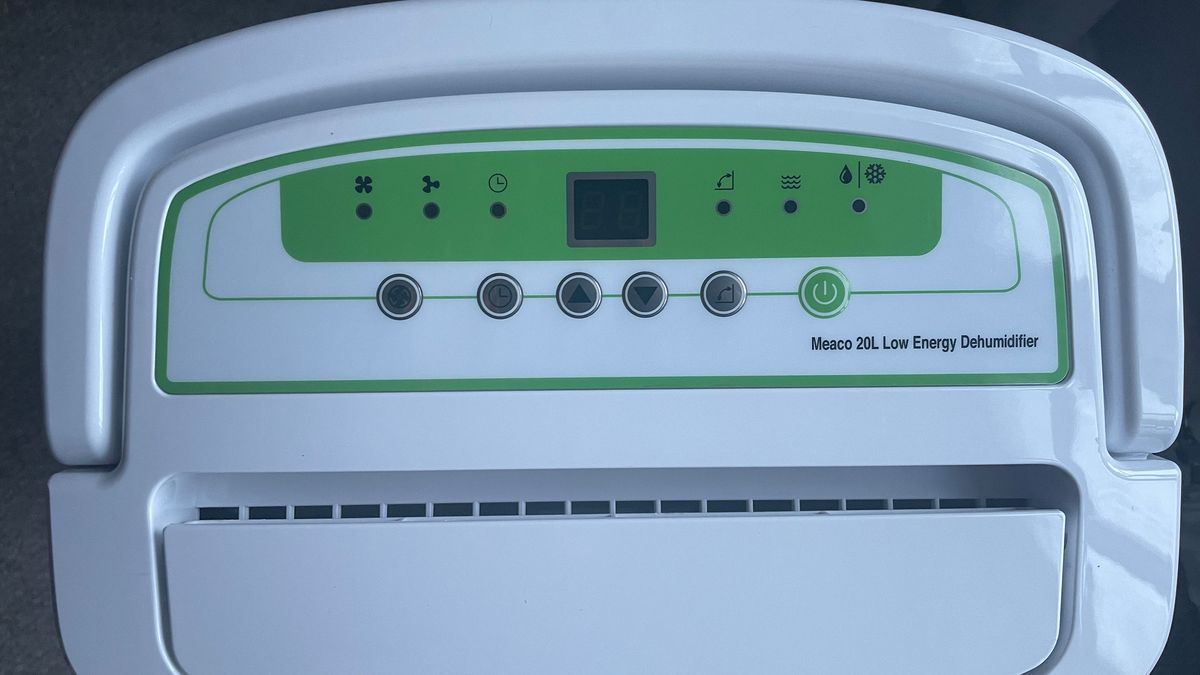 Meaco 20L Low Energy Dehumidifier review | Homebuilding