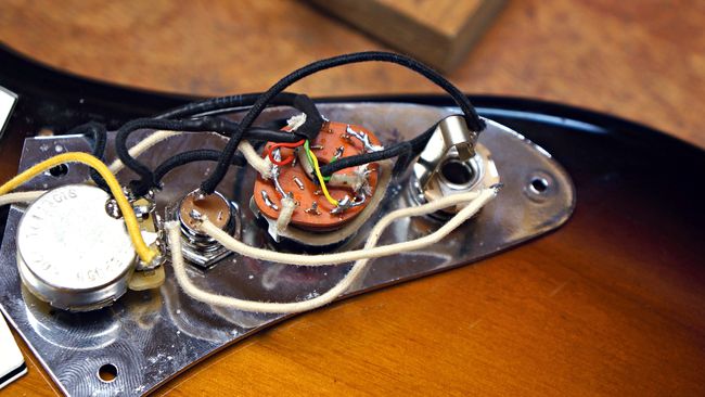 How to install a kill switch on your guitar | Guitar World