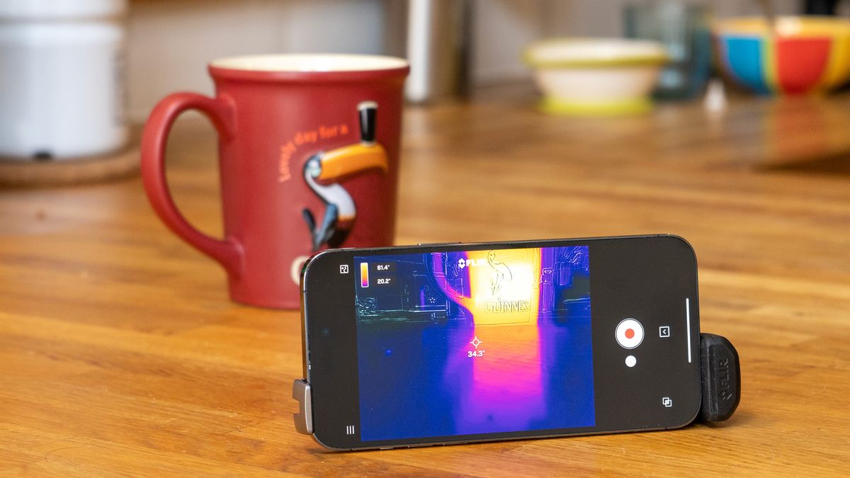 FLIR ONE Edge Pro review | Digital Camera World