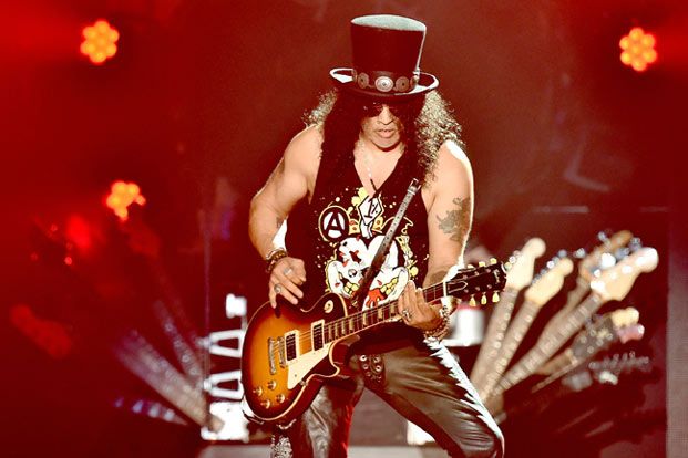 “It’s Surreal”: Slash Talks About Being Back in Guns N’ Roses | Guitar ...