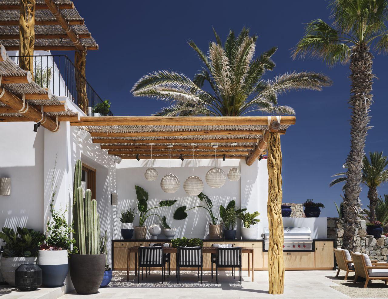 How to make the deck look expensive? 10 tips from experts | Livingetc