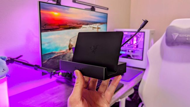 HiDock H1 review: This 'AI-powered' laptop dock is the first of its ...