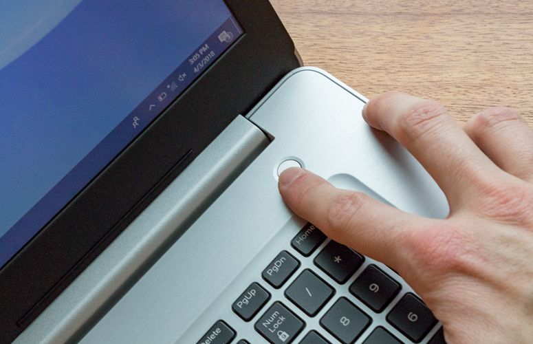 Dell Inspiron 17 5770 - Full Review and Benchmarks | Laptop Mag