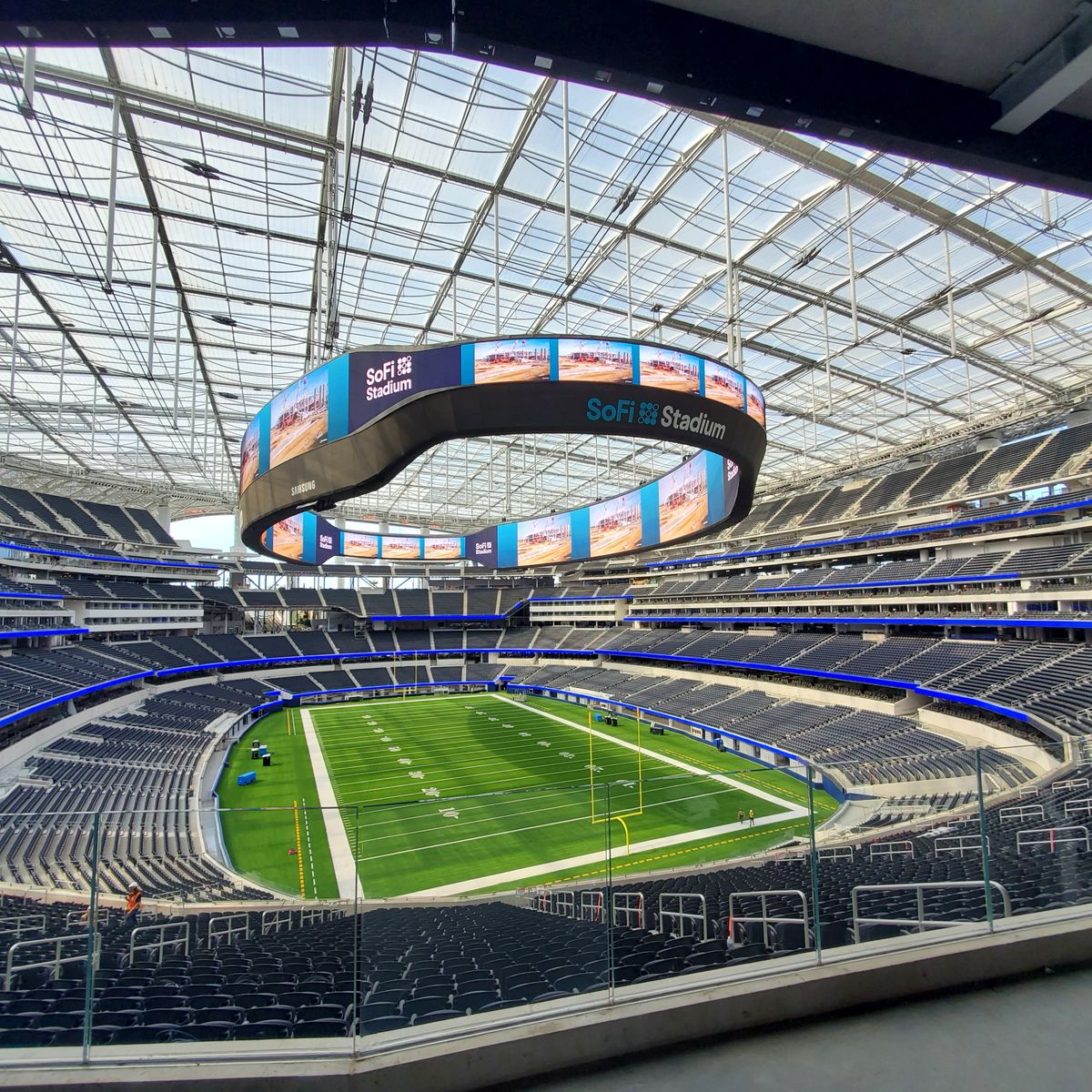 Samsung unveils the largest video screen ever created for sports at ...
