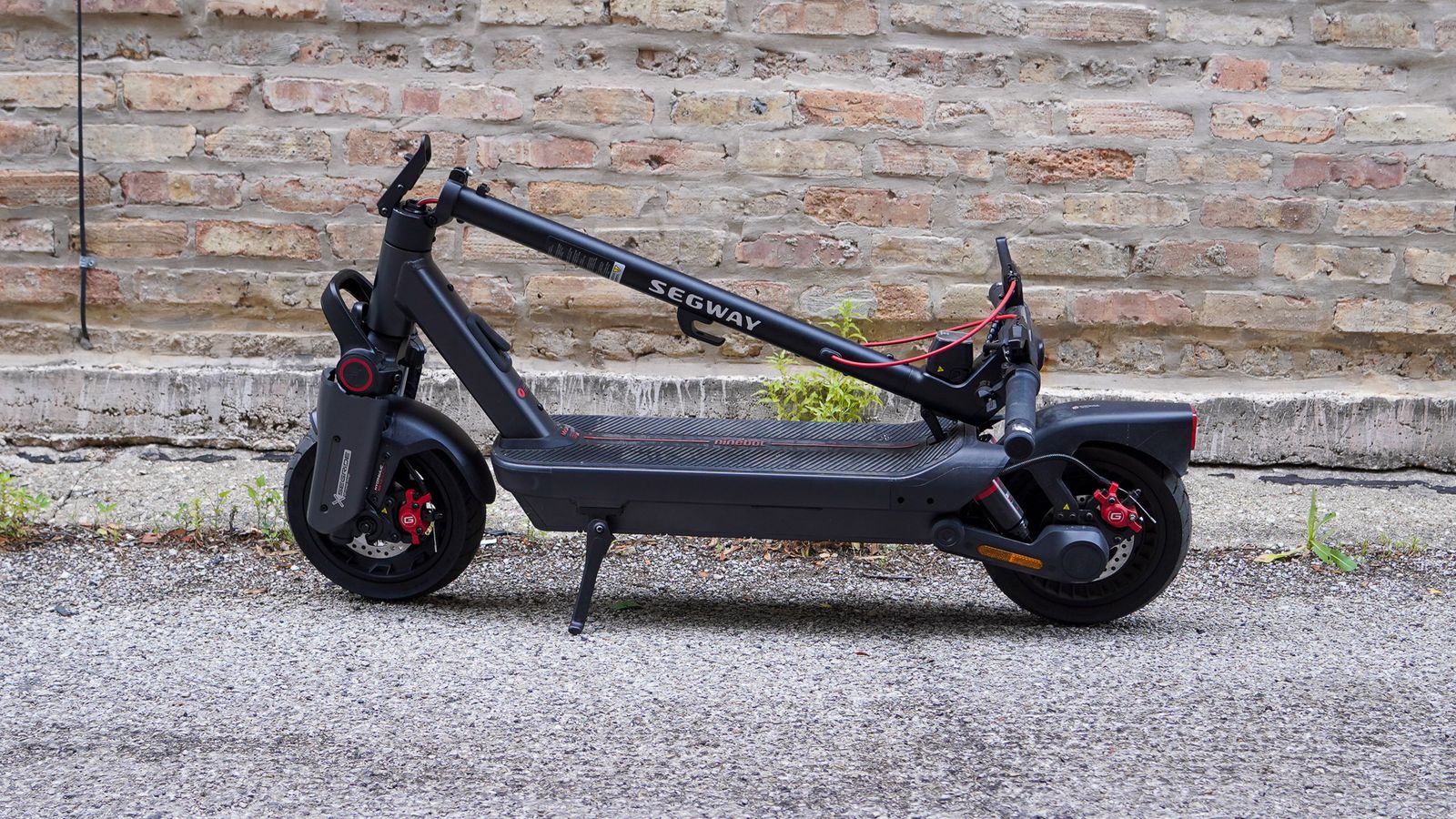 Segway Max G3 review: a heavyweight scooter with high-end perks | T3
