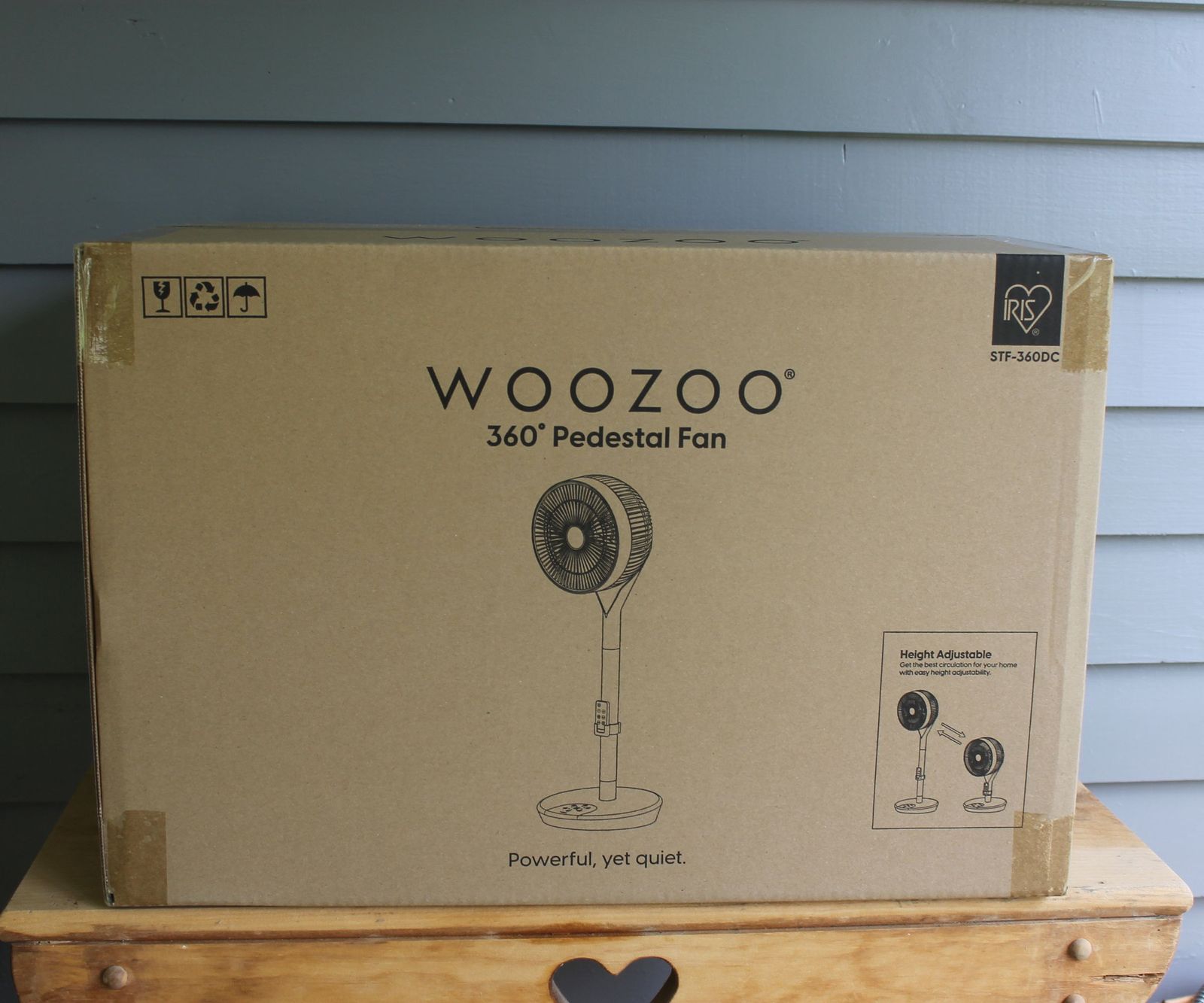 IRIS USA WOOZOO Pedestal Standing Fan: two fans in one | Homes and Gardens
