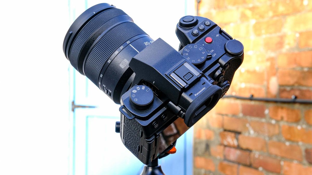 Panasonic LUMIX S5IIX review | Tom's Guide