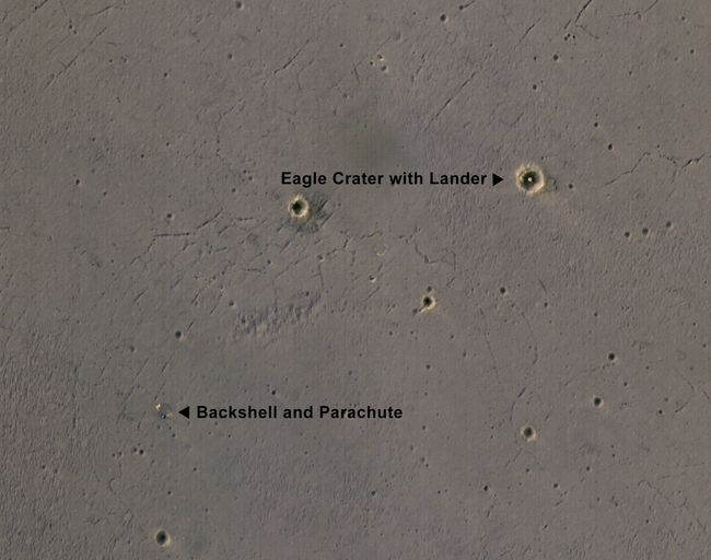 Hole in One! Mars Orbiter Spies Opportunity Rover's Crater Landing Site ...