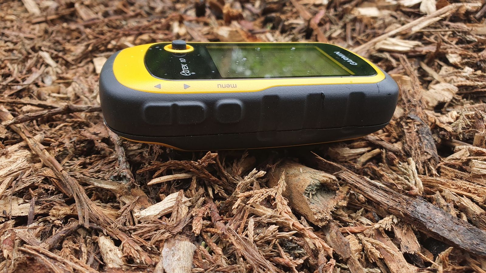 Garmin eTrex 10 outdoor GPS review: small and powerful, but limited | T3