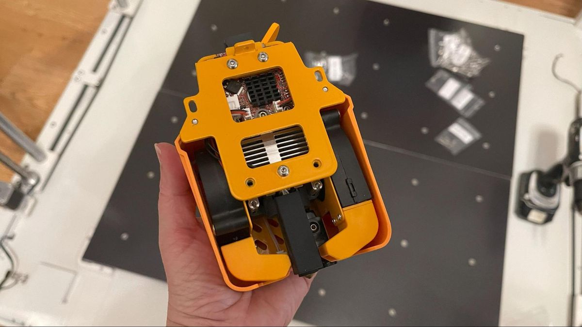 Elegoo Orange Storm Giga Review: It’s a Big Deal | Tom's Hardware