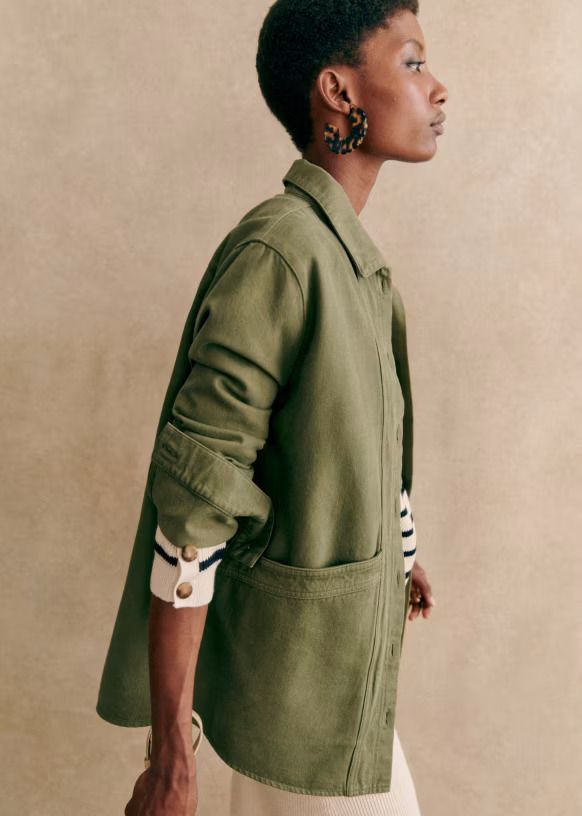 Victoria Beckham Just Re-Wore Her Favourite Cargo Jacket in Paris | Who ...