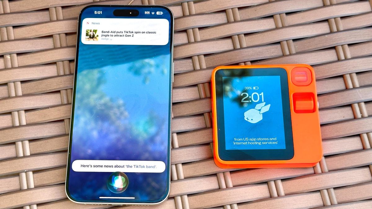 I just tested Rabbit R1 vs Siri in a 5-round face-off — here's the ...