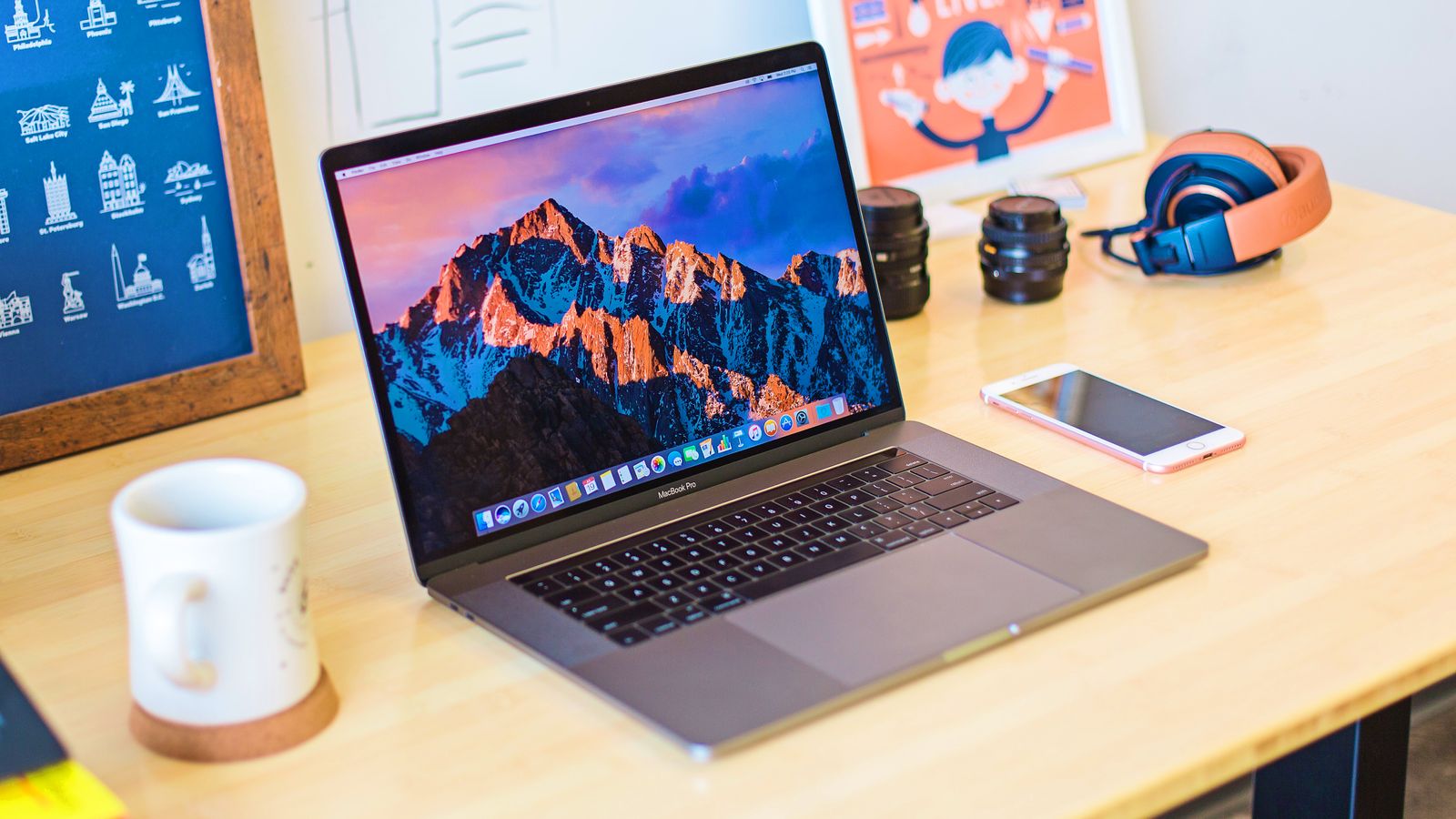 Apple MacBook versus Windows laptop: which is the best buy for students ...